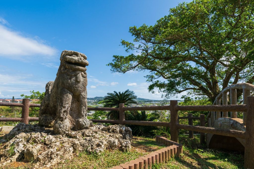 The oldest existing Shisa in Okinawa | Tabimania Japan
