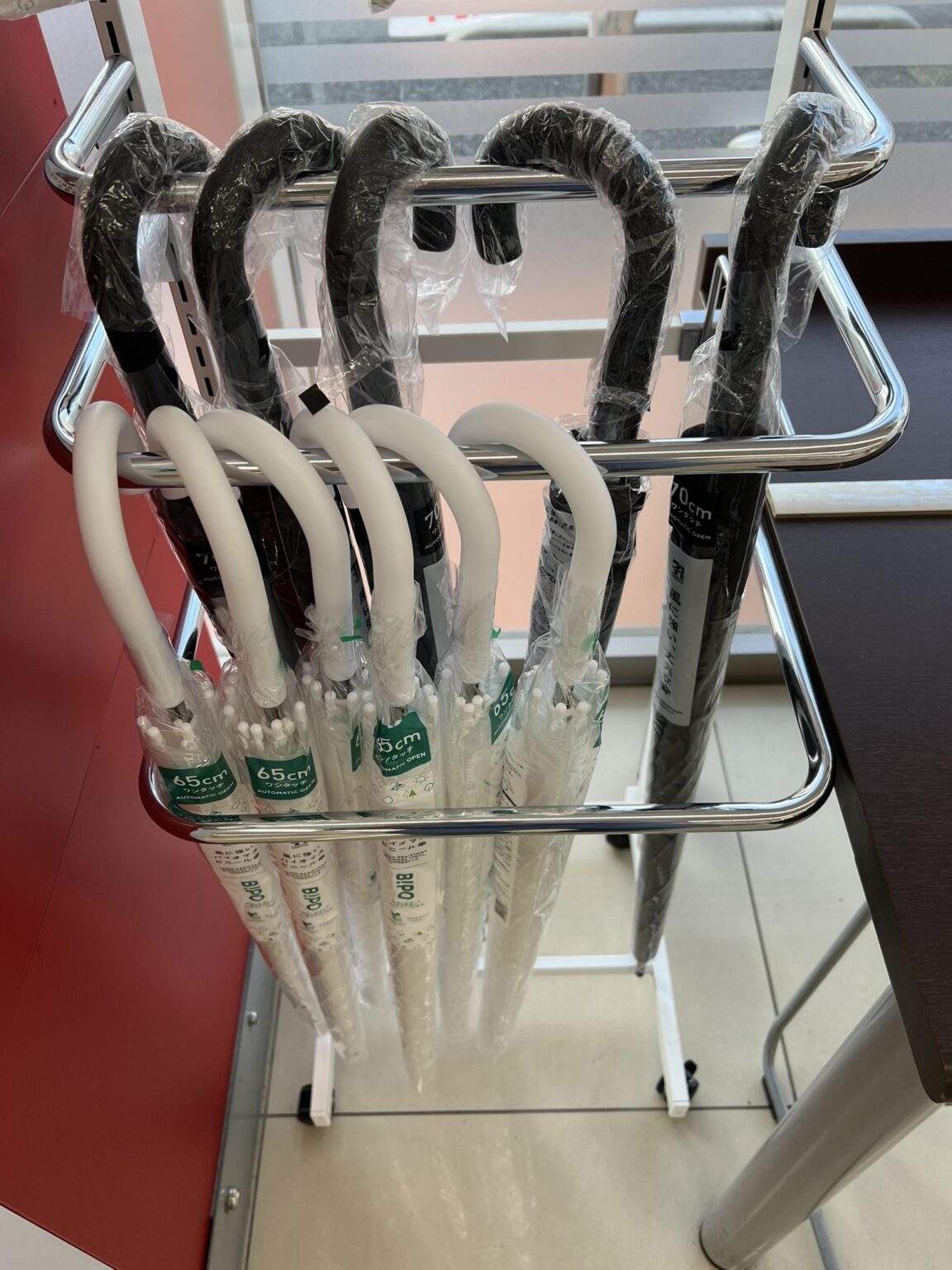 Caught in the Rain? Where to Buy an Umbrella in Japan!