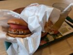 Japan’s Original Burger Chains: 4 Unique Tastes You Must Try🍔