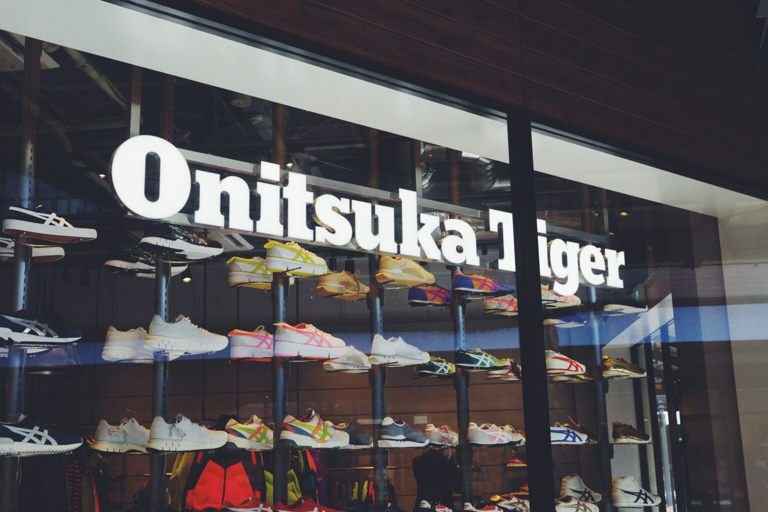 How to Get Onitsuka Tiger Sneakers Cheaper in Japan