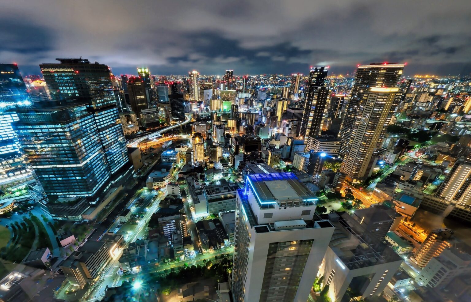 Osaka_night_view_observatry_Umeda_sky_building | Tabimania Japan