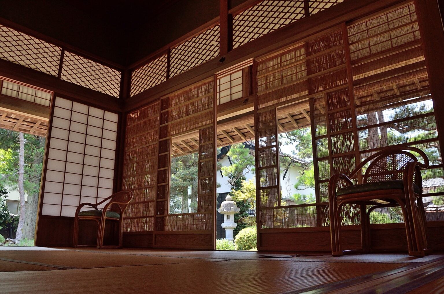 Pinwheel_Shelf_at_Former_Uchiyama_Residence | Tabimania Japan