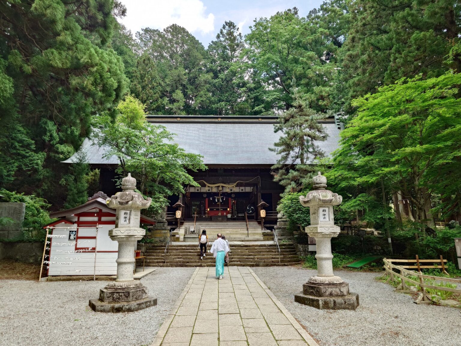 Kawaguchi Asama Shrine’s “Torii in the Sky” – A Hidden Scenic Spot with Mt. Fuji Views
