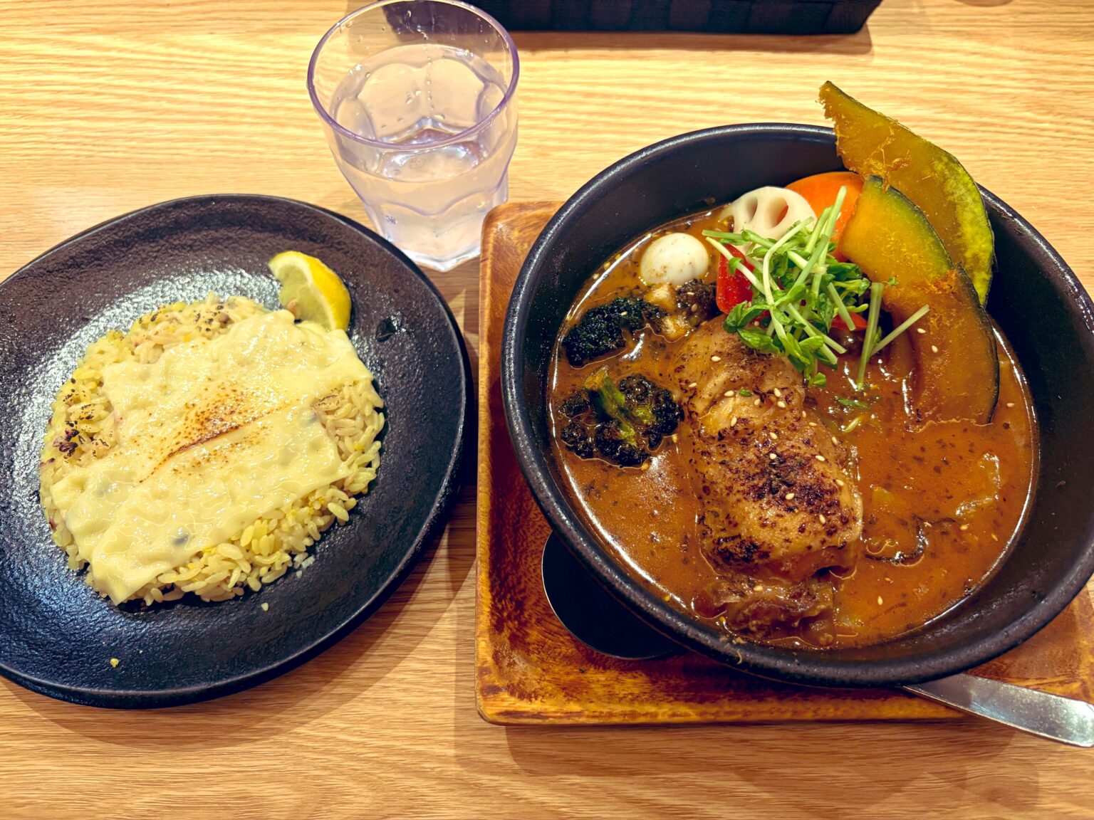 Must-Try Local Foods in Sapporo_Susukino_Soup_Curry_Garaku | Tabimania ...