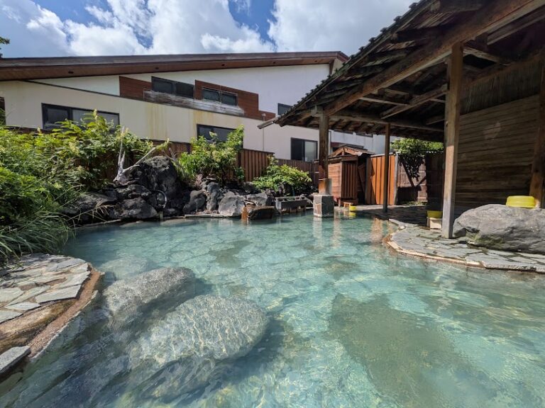 How to Enjoy a Traditional Japanese Ryokan What to Do and What to ...