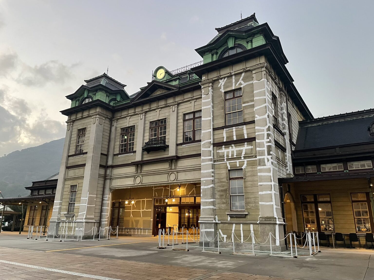 Mojiko Retro Guide: Things to Do, Food & Walking Course