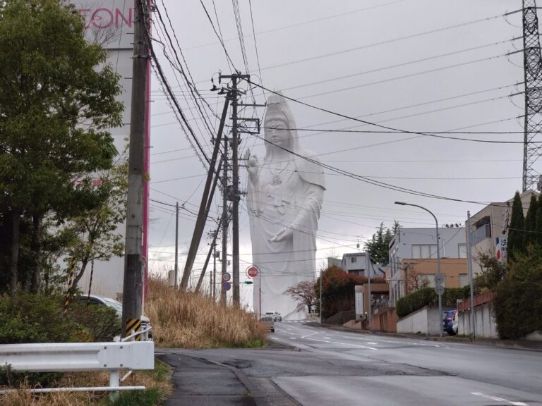Sendai Daikannon Japan’s “Final Boss” Statue You Can Enter_AEON ...