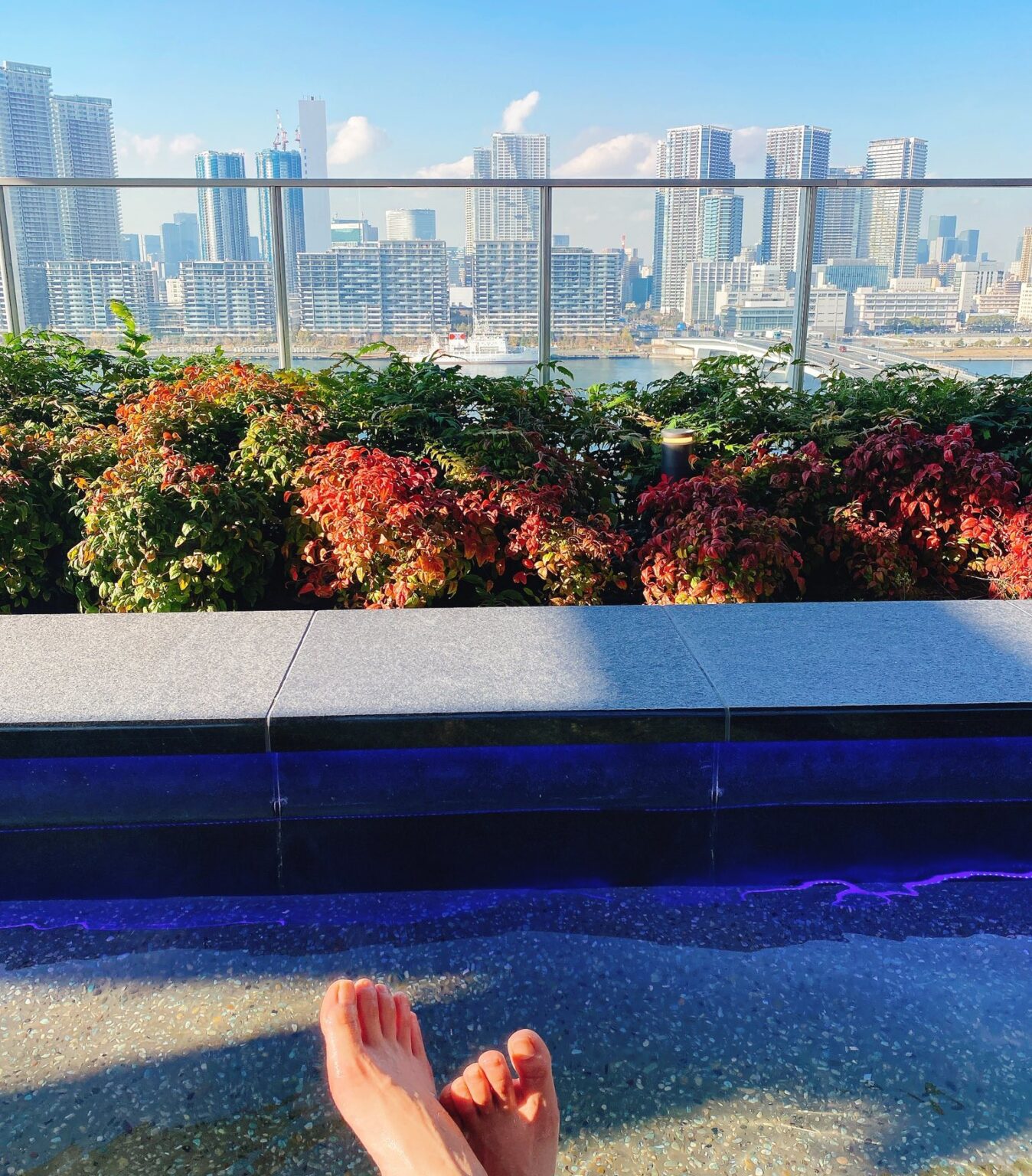 Massage in Tokyo? No—Try These Foot Bath (Ashiyu) Spots